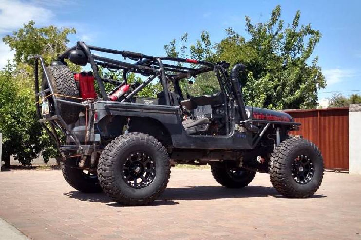 1984 Jeep CJ7, TBI 350, locked D44s, 37s - BuiltRigs