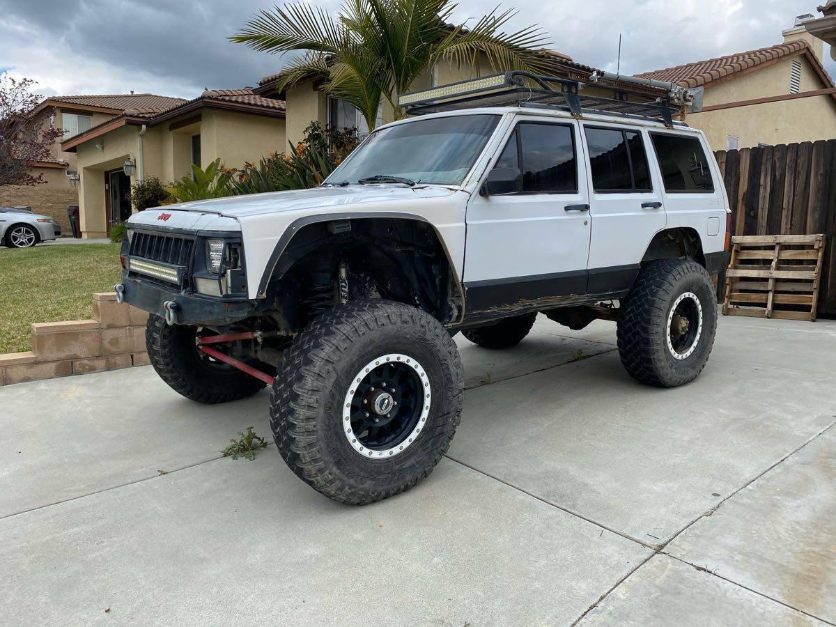 1992 Jeep Cherokee XJ Crawler - BuiltRigs