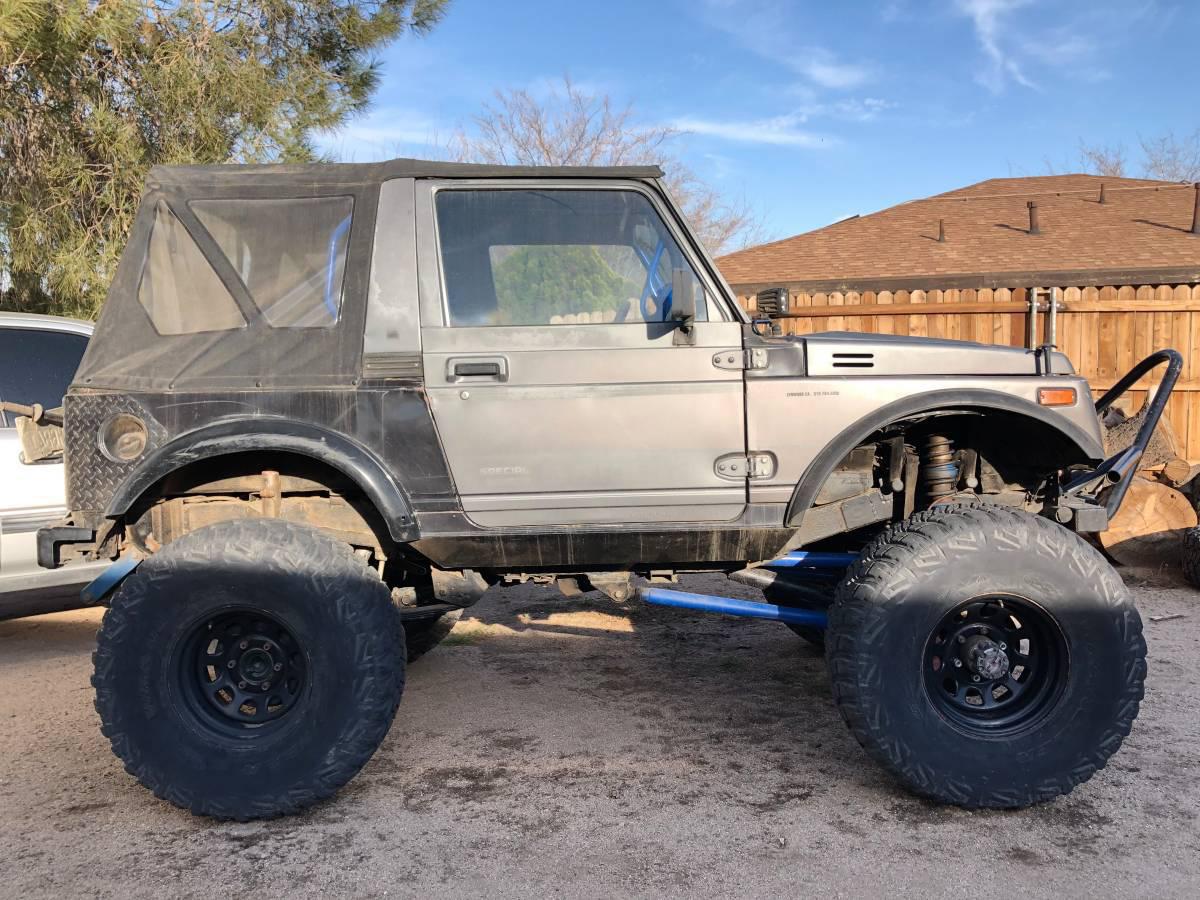 1992 Suzuki Samurai 16v Rockcrawler - BuiltRigs