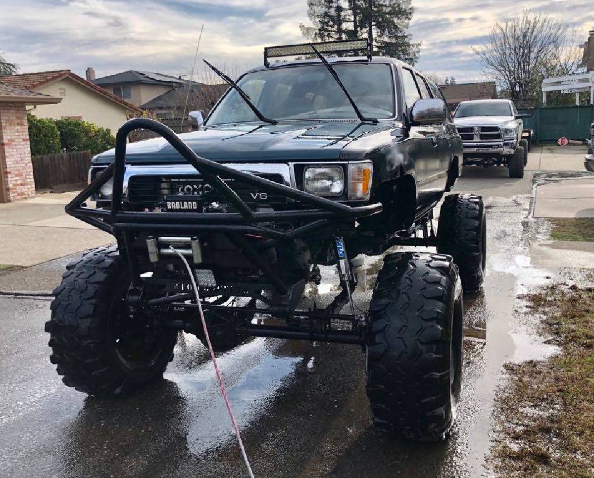 1993 Toyota 4Runner, 5.3 LS, D44/14B, 38s - BuiltRigs